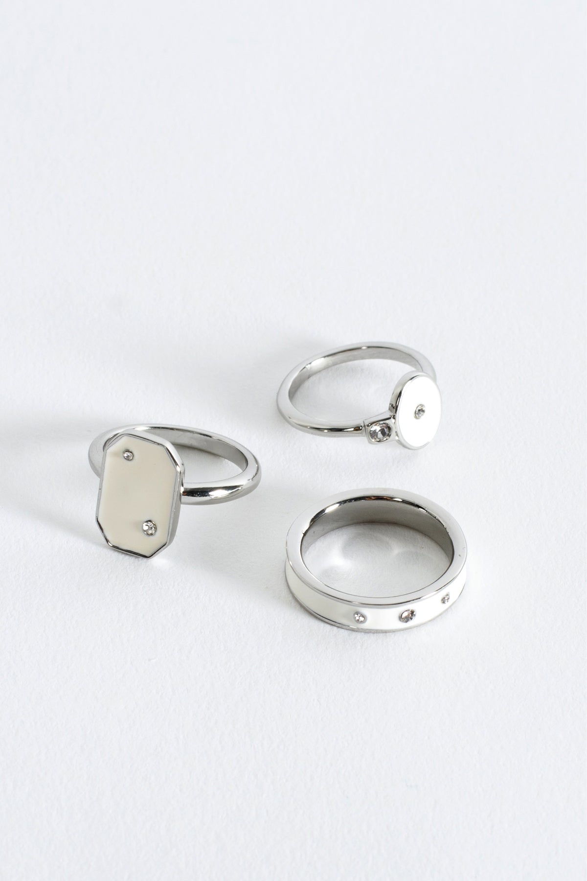 Eclipse Stack Ring – A Bold Symbol of Balance and Transformation – Everri